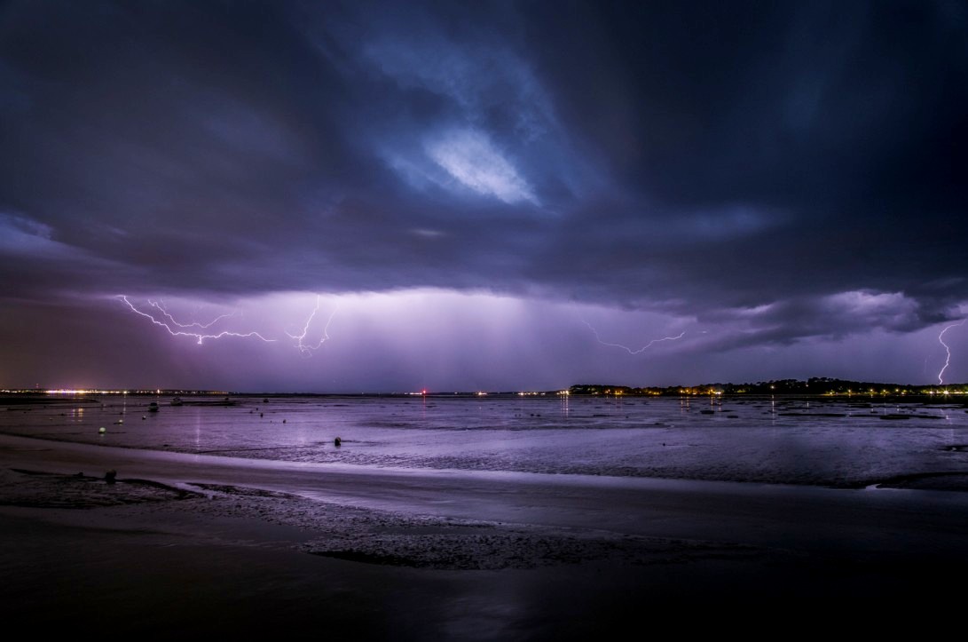 Photos : Quand l'orage gronde sur le Bassin ... | InfoBassin